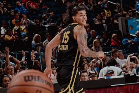 Nba Gui Santos Comemora Pontuação Em Vitória Dos Warriors