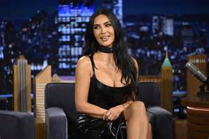 Kim Kardashians Care Bear Halloween Costume Twins With Her Sister