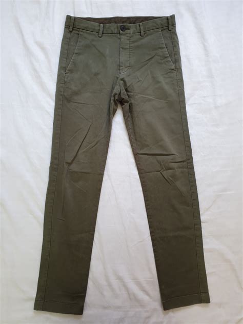 UNIQLO Men's Chino on Carousell