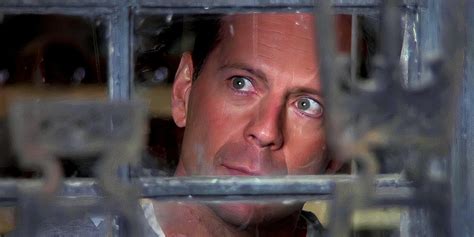 10 Subtle Clues About The Twist Ending In The Sixth Sense