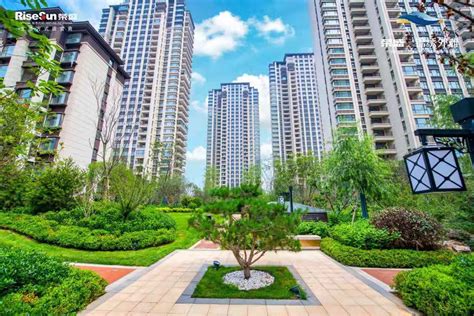 青岛荣盛锦绣外滩（观海阁）实景图22 吉屋网