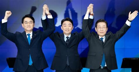 뉴스1 Pick 이재명 Vs 97그룹 박용진·강훈식 첫 토론회서 질문 공세 파이낸셜뉴스