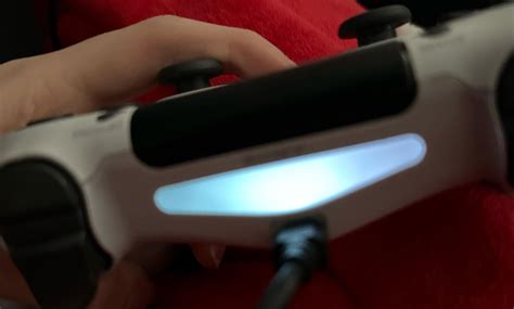 My Controller Keeps Flashing This Colour And The Ps4 Wont Turn On What