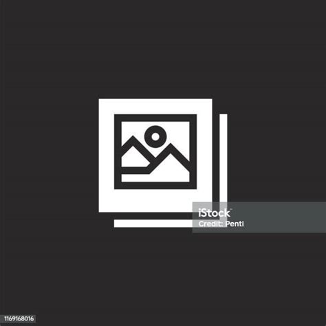 사진 아이콘을 표시합니다 웹 사이트 디자인 및 모바일 응용 프로그램 개발을위한 사진 아이콘을 작성했습니다 검은 배경에 고립 된 채워진 여행 컬렉션에서 사진 아이콘 디자인에