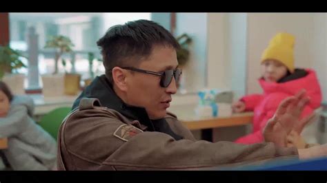 Орон нутагт амьдардаг төмөр замчны охин сонсголын бэрхшээлтэй бөгөөд бичиг үсэг дохионы хэл