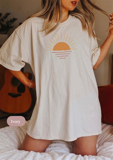 Comfort Colors® Ocean Sun Tee Nature Graphic Tshirt Womens Shirt Summer