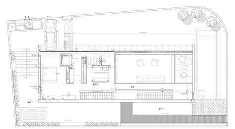 Pitsou Kedem Creates Modernist Inspired Home In Tel Aviv