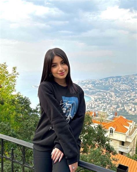 قمر الطائي بليز فولو للحساب Women Fashion Graphic sweatshirt