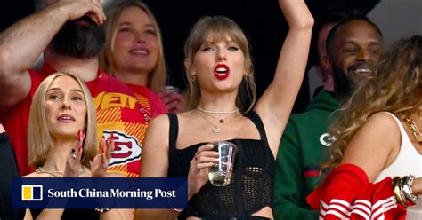 Taylor Swift Hat Angeblich Dafür Gesorgt Dass Kanye West Von Den Plätzen Im Super Bowl Geworfen