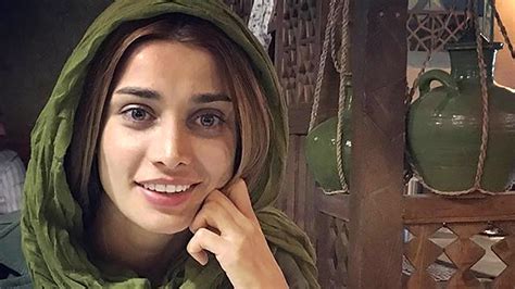 تیپ مردانه و خشن تینا آخوندتبار هنوز هم زیباست