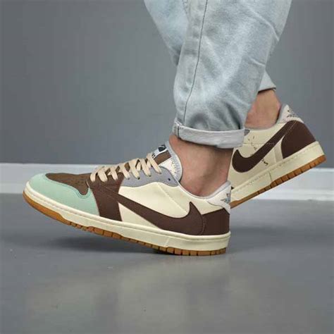 خرید و قیمت کتونی نایک ایر جردن ترویس As قهوه ای سبز