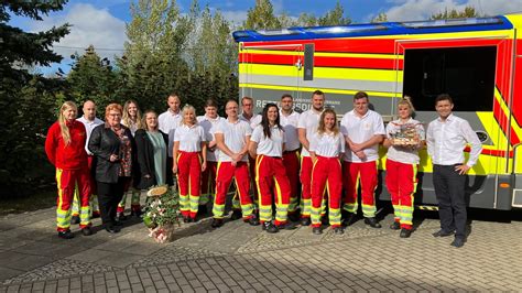 Rettungssanitäter Starten In Neuen Job