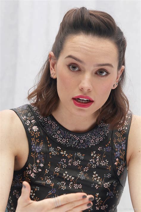 Daisy Ridley Pictures Gallery 13 Film Actresses
