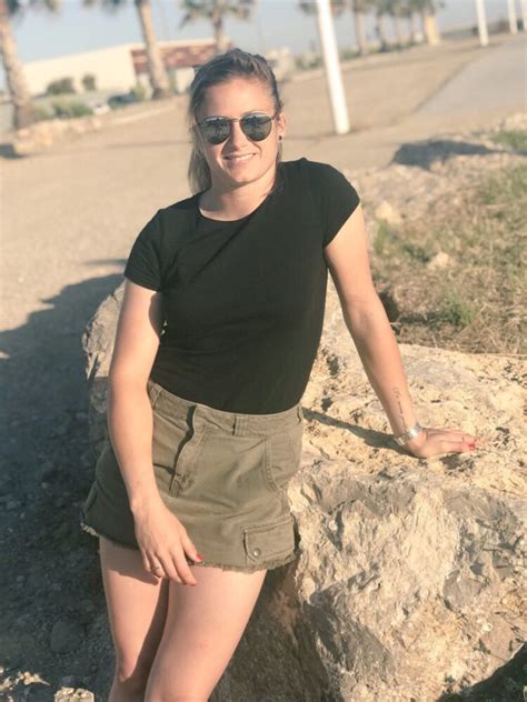 8 Hot Sexy Sandra Panos Bikini Pics