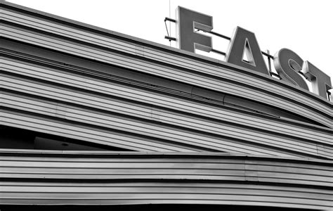 배경 화면 검은 단색화 건축물 건물 강철 금속 철사 베를린 구조 파나소닉 각도 미술 Bw 자료 선 Sw F56 70mm Iso200