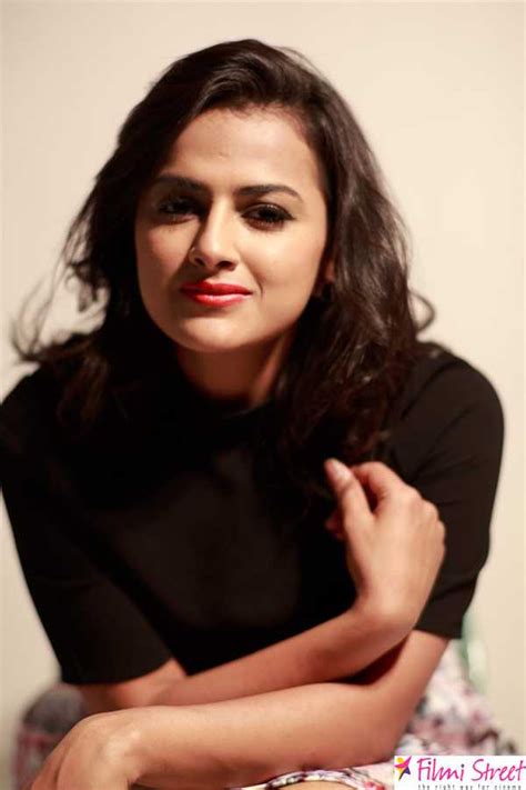 Shraddha Srinath Gallery Shraddha Srinath Photosstillsphotoshoot