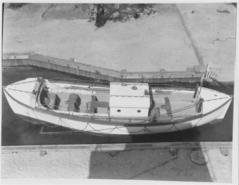 Nh 114505 Us Coast Guard Self Righting Motor Life Boat