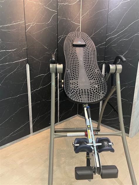 Aibi Teeter Hang Ups Inversion Table Sports Equipment Exercise And Fitness Cardio And Fitness