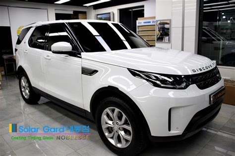 대전 수입차전동사이드스텝 전문점 퍼스트카에서 랜드로버 올뉴 디스커버리5 고급형 사이드발판 러닝보드 2열포지션 높이조절 디퍼런셜 고정대 에코파워캡 장착했습니다