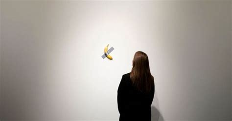 서울대생이 떼 먹은 벽에 붙인 바나나…美 경매서 20억 내외 팔릴듯