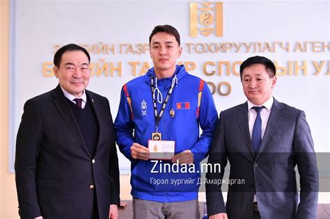 Тив дэлхийн тэмцээнд амжилт гаргасан тамирчдыг урамшууллаа