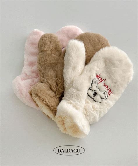 🐻귀염뽀짝 벙어리장갑노마진 이벤트🐻 캔디 에코퍼 페이크퍼 밍크 방한 빅사이즈 손모아 벙어리 곰돌이 털장갑 에이블리