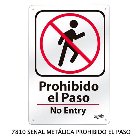 Señal De Prohibido El Paso Con Valla