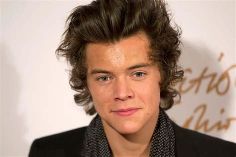 Harry Styles Gets Girlfriend Nadine Leopolds Initials Tattooed On His Arm Irish Independent