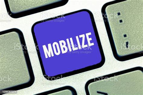 필기 텍스트 동원입니다 뭔가 움직이는 또는 운동 능력을 준비 하 게 의미 하는 개념 배포 준비에 대한 스톡 사진 및 기타 이미지 준비 0명 도시 Istock