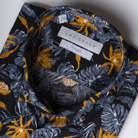 استایل ساحلی مردانه ترندی چک لیست لوازم لب دریا