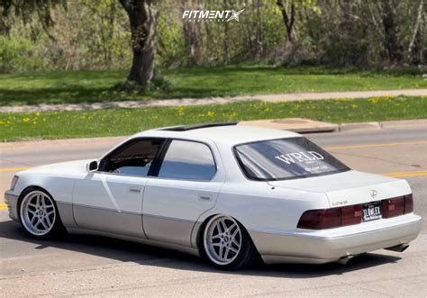 1994 Lexus Ls400 Base With 18x9 5 Esr Cs15 And Vercelli 225x40 On