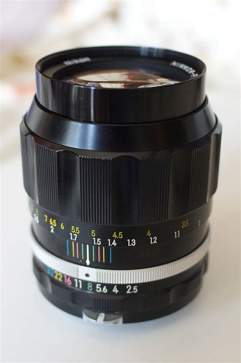 Old Lenses: New Life: Nikon Nikkor-P 105mm f/2.5