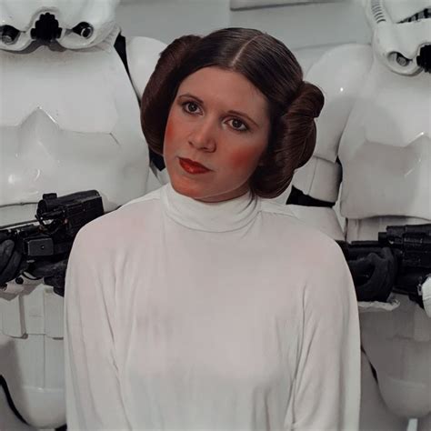 8 Ideer Om Princess Laya Halloweenkostymer