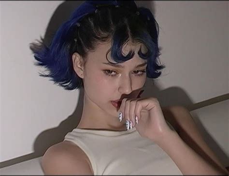 Pin By Luna On Hair Hair Styles Blue Hair Hair Inspiration