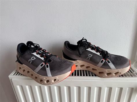 Original Oncloud Eclipse ženske Superge 39