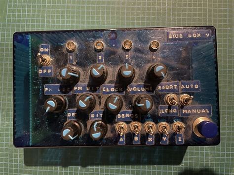 DIY Atari Punk Console Noise Synth Blue Box V Blue Reverb
