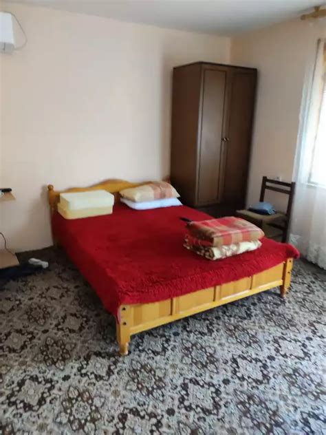 Триетажна Тухлена Къща кв РИЛЦИ гр Добрич кв Рилци