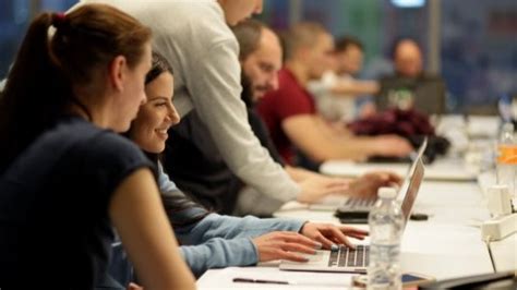 Телерик Академия пуска безплатен курс по програмиране за напълно начинаещи Economy Bg