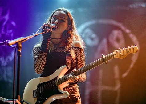 Holly Humberstone Concert Review Rising Indie Star Returns To Boston
