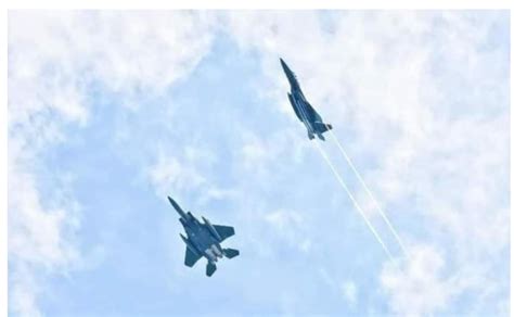 တိုက်ပွဲဖြစ်ပွားခြင်းမရှိသည့် တမန်းသားကျေးရွာအနီးကို ညဉ့်အချိန် စစ်ကောင