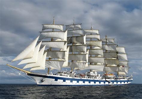 È La Seconda Nave A Vela Più Grande Del Mondo Il Royal Clipper Nelle