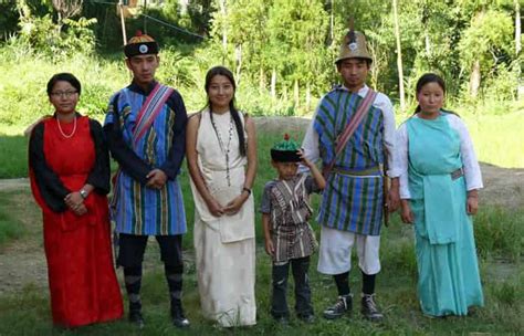 Traditional Dress Of Sikkim Tribal Costumes And Jewellery