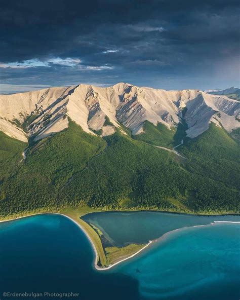 Гүнширийн Үзэсгэлэнт Хөвсгөл нуурын нэрээр нэрлэгдсэн Хөвсгөл аймаг нь 1931 онд байгуулагдсан