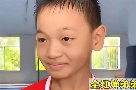 全红婵的弟弟绚丽跳水舞动极致丝滑的水中芭蕾动作赏心悦目 全进鹏 技巧 训练