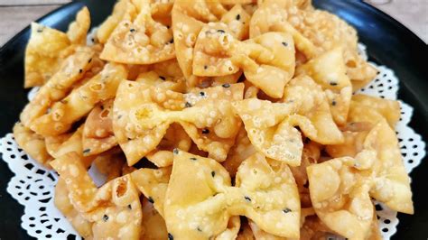 不整形的炸麻叶，一捏心都跟着碎，原来技巧在和面上，吃了真过瘾 Youtube