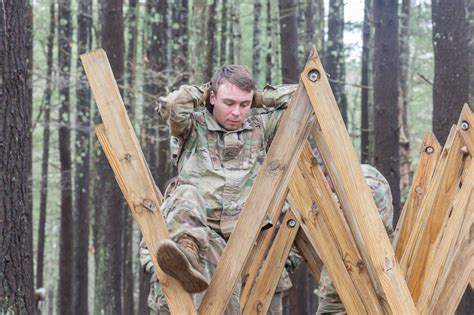 Uconn Army Rotc Training Both In The Forest And Classroom Prepares