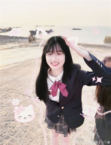 一一 丫丫 一一 丫丫 Added A New Photo