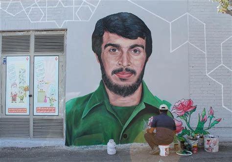 دیوارنگاری عکس سردار شهید «کاوه در مشهد به اتمام رسید تصویر تسنیم