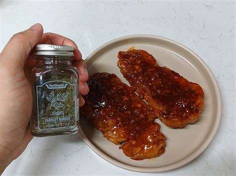 저녁 메뉴로 좋은 돼지고기 스테이크 레시피