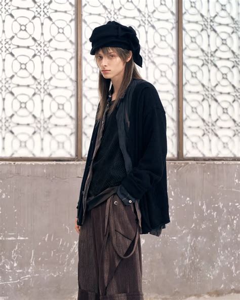 Jiyong Kim 2025ss Collection │ Qui Fashion And Culture Media